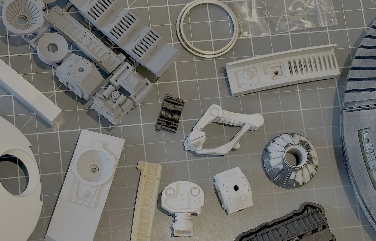 Introducing the ultimate* 1:6 2001: a Space Odyssey EVA pod - Work In ...